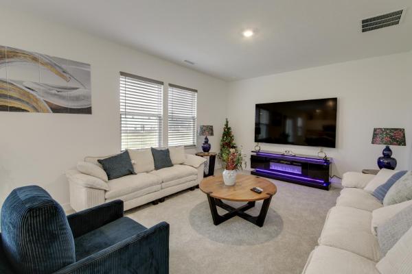 Shop, Dine And Explore Indy Area Adventure Base - Greenwood, IN