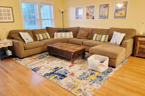 5 Blocks To Beach, Pool, Parking, 2 Master Suites - Dewey Beach, DE