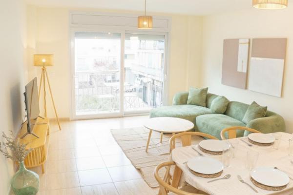 Apto Familiar A Pasos Del Mar En Roses Bravadreams - Roses