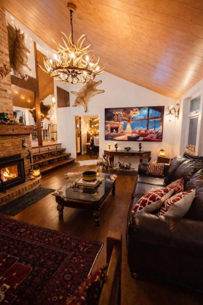 Luxury Forest Retreat Near Mansfield Ski Club - Alliston