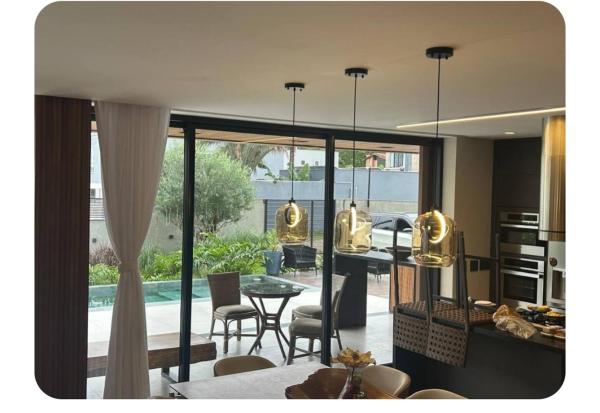 Casa De Luxo Com Piscina - Florianópolis