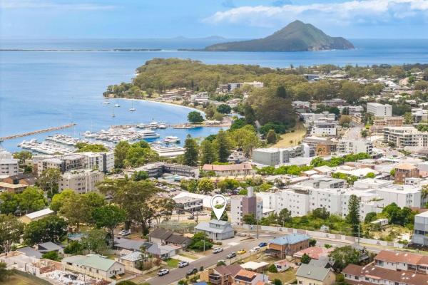 Dalton Escape - Nelson Bay