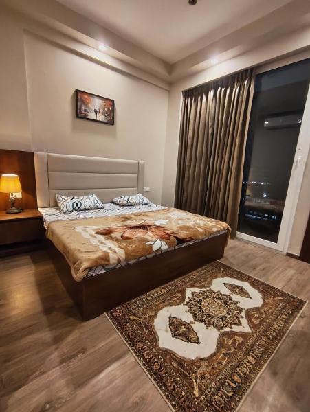 Serene Skyline In Omaxe Near Metro, Cafes & Expo - Dadri