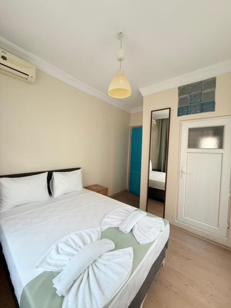 Walkabout Apart - Istanbul