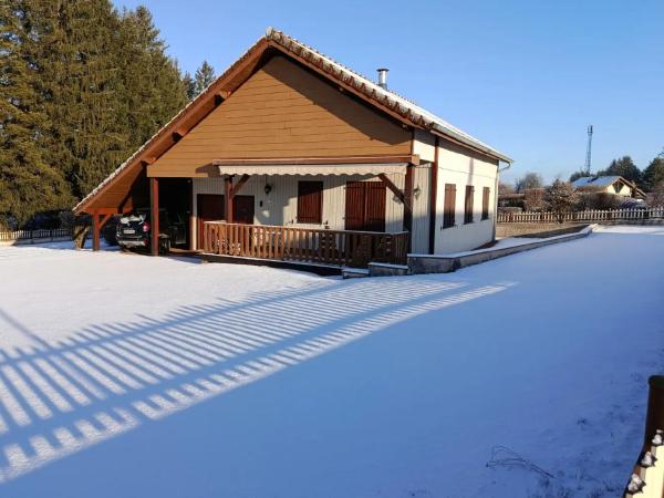 Location D'un Chalet De Vacances - Pont-de-Poitte
