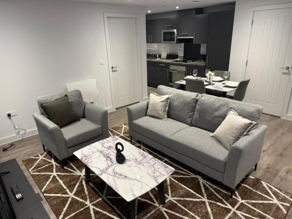 Flat In Luton, Free Parking Close To Luton Airport - Luton