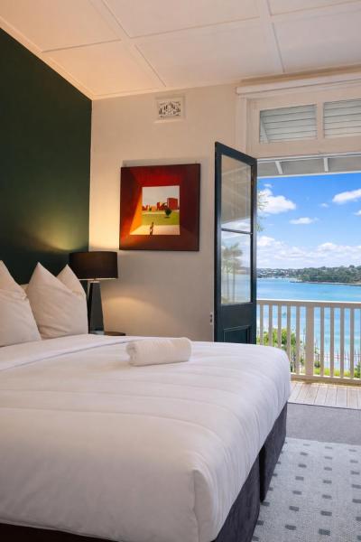 Artistic Water View Retreat Near Barangaroo & Circular Quay - North Sydney