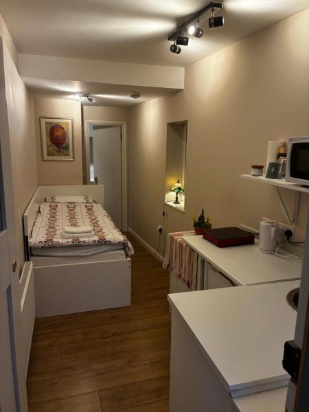 The Cozy Nook - 서비톤