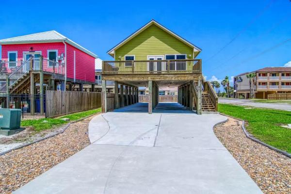 Coastal Chill Spot - Cozy 2br Villa By The Beach - Corpus Christi, TX