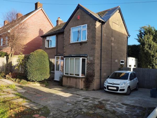 Spacious 4 Bed Home To Sleep 9, Parking For 4 Cars - Shrewsbury