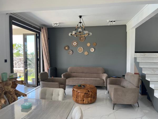 Blue Sunset Villa By Kestrel Retreat - Grand Bay - Mauritius