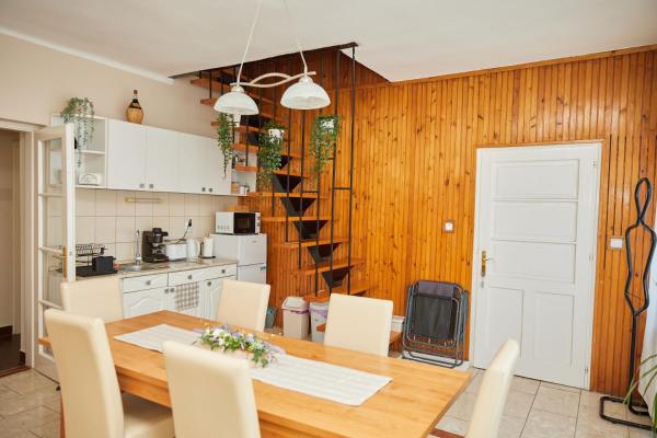 Tompos Vendégház éS Pince - Hongrie