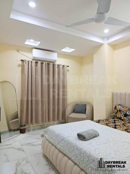 Room Available For Stay - ラホール