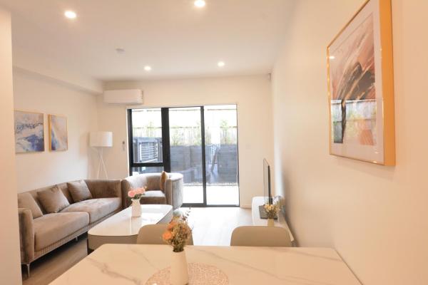 Brand New 3br Townhouse &Free Parking &Gated Community - Auckland
