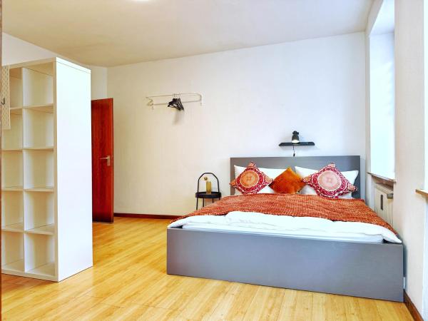 Zentrales 2-sz-apartment Nr 2 - Top-lage Am Hbf - Krefeld