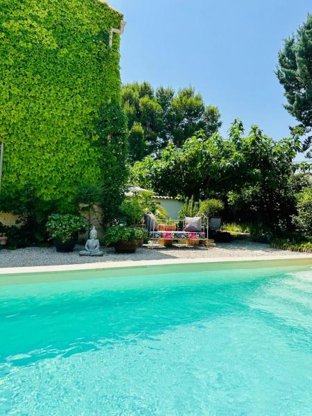 Havre De Paix Proche Centre Ville, Jardin, Piscine - Cavaillon