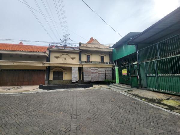 Oyo 95107 Green Homestay Near Ubaya - Surabaya