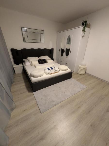 Moderne Ferienwohnung Mit Balkon - 3 Minuten Zum See Für Bis Zu 4 Personen - Weißenstadt