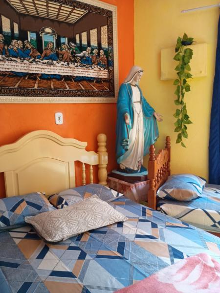 Casa Da Tia Lá Próximo Ao Santuário Nacional Preço úNico Pela Casa Cabem Até Seis Pessoas - Taubaté