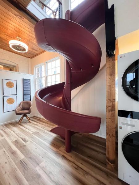 Maryland Luxury Downtown Manor - Lexington, KY