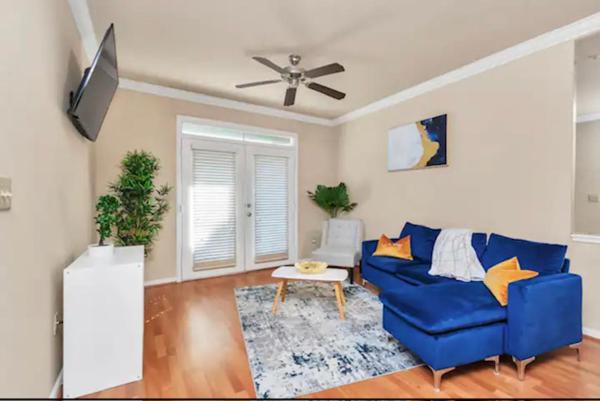 Modern Medical Center Condo Near Md Anderson & Nrg - Houston, TX