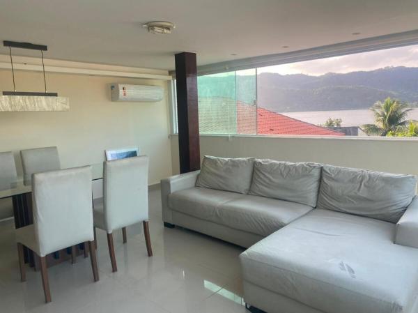 Cobertura Em Piratininga - Niterói