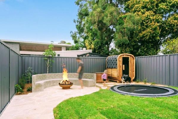 The White House - Sauna, Spa & Mountain Views - Wollongong