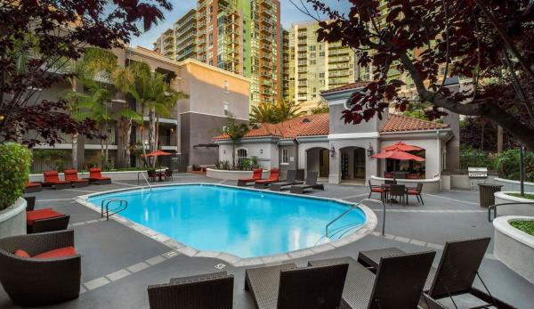 Marina Del Rey Luxe 1ba - Hot Tub, Pool Table, Grill & Cinema Projector - Sorrento Beach, Santa Monica