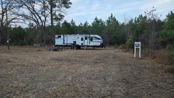 The Pinecone Retreat - Only 1 Mile From I95 - South Carolina