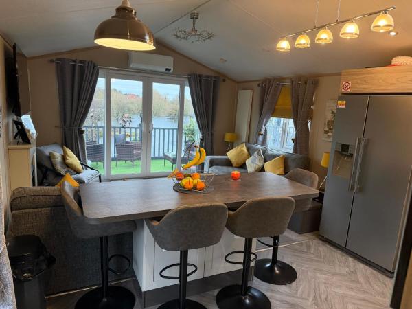 77 Willows, 7 Lakes Country Park - ヨークシャー