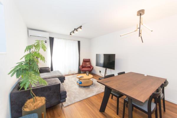 Osaka Station 3min Direct Namba 11min Direct 6min Walk To Station 4br House - Umeda