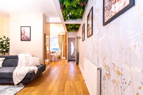 Open Mind Property - Hot Tub , Garden , 3 Bedroom - Havant