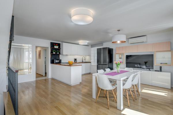 Heritage Carollini Two Floor Apartment - Split