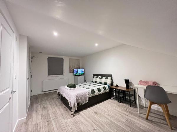 Dunamis Staycation 6 - Epsom