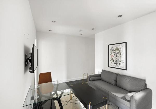 Great Location! Spacious 3br Loft In Midtown West!, June To Aug 90 Days Stay Required - Manhattan, NY