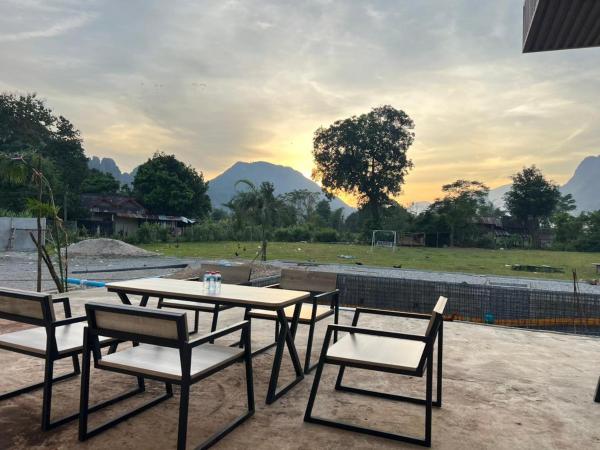 Una Backpackers Hostel - Laos