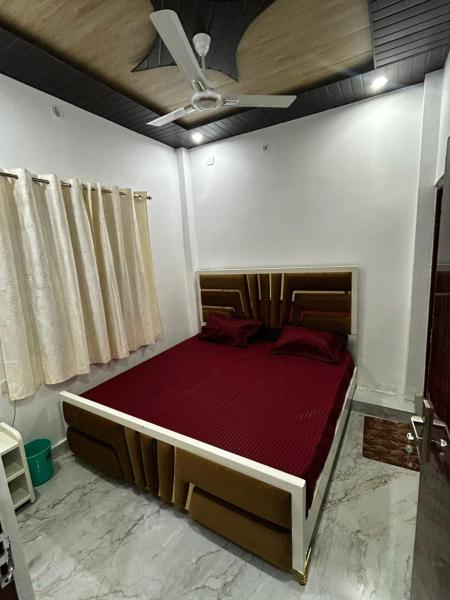 Hotal Gaurav Palace - Ayodhya