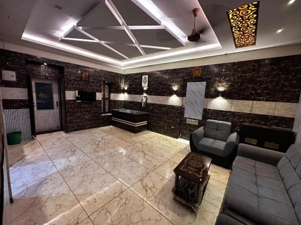 Giri Home Stay - Kumbakonam