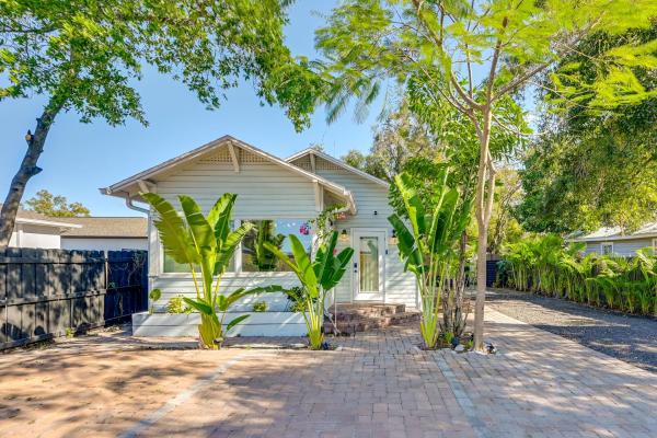 Vintage Home With Easy Downtown Tampa Access - Tampa, FL