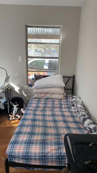 Only 25 Dollars-man's Bed In A Room - Galveston, TX