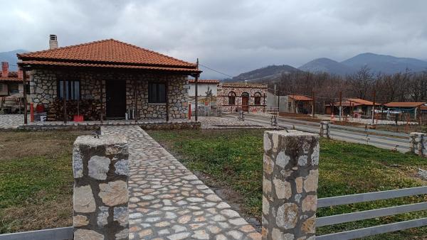 Leo Villas - Флорина