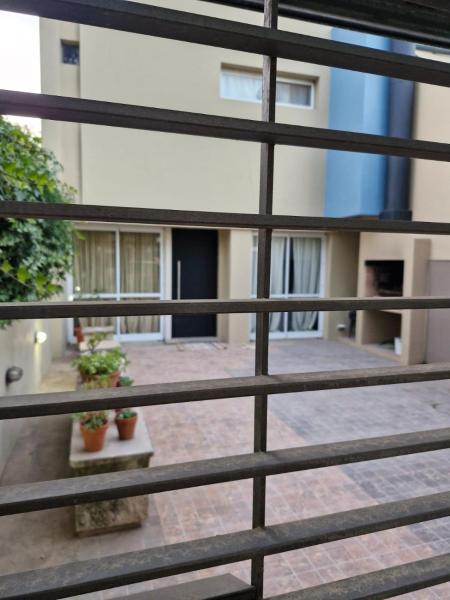 Casa Cómoda Con Estilo Y Garage - Chascomús