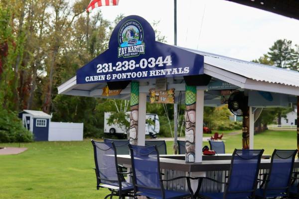 Fay Martin Cabins - Indian River, MI