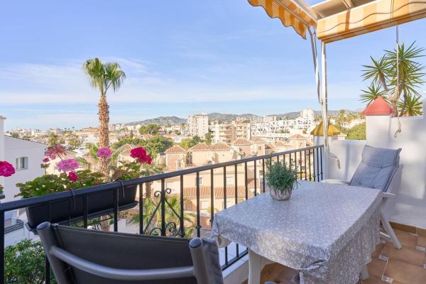 Casa Rosa Burriana Beach Nerja - Nerja