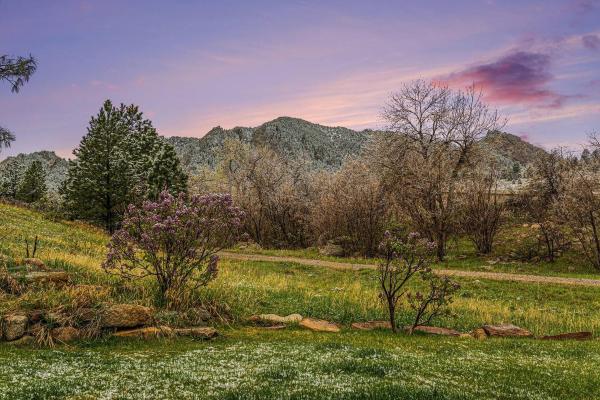 Updated 4bdr With Hot Tub Patio And Open Space - Boulder, CO