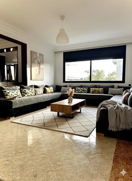Grand Appartement à Louer à Agdal, à Deux Pas De La Gare - Rabat
