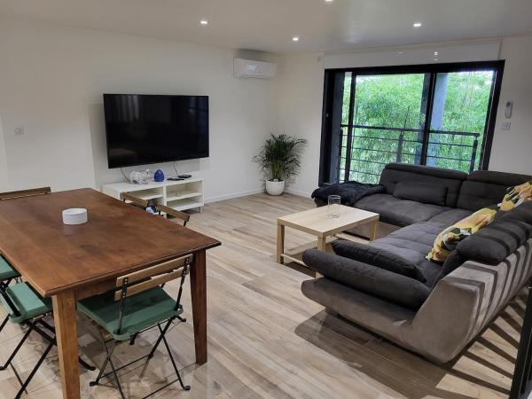 Appartement De 115m2 à Agay, Proche De La Mer - Agay