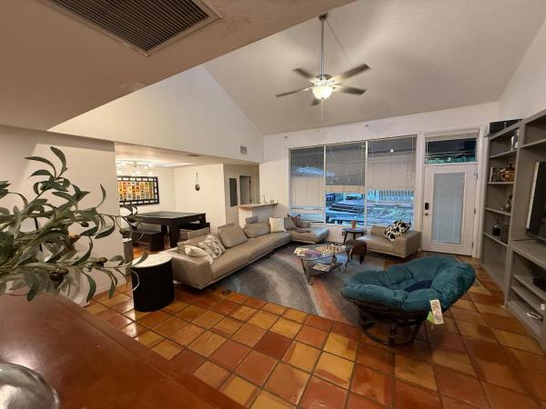 Lakehouse Oasis Pool, Hottub & Loft Fsc Straw Fest - Lakeland, FL