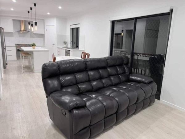 Bracken Ridge 2br Entire Home, Self Check-in, Parking - 