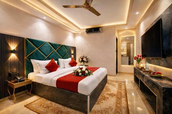 Hotel Pearl Plaza - Near Connaught Place & Walk In Ndls Station - Delhi, India